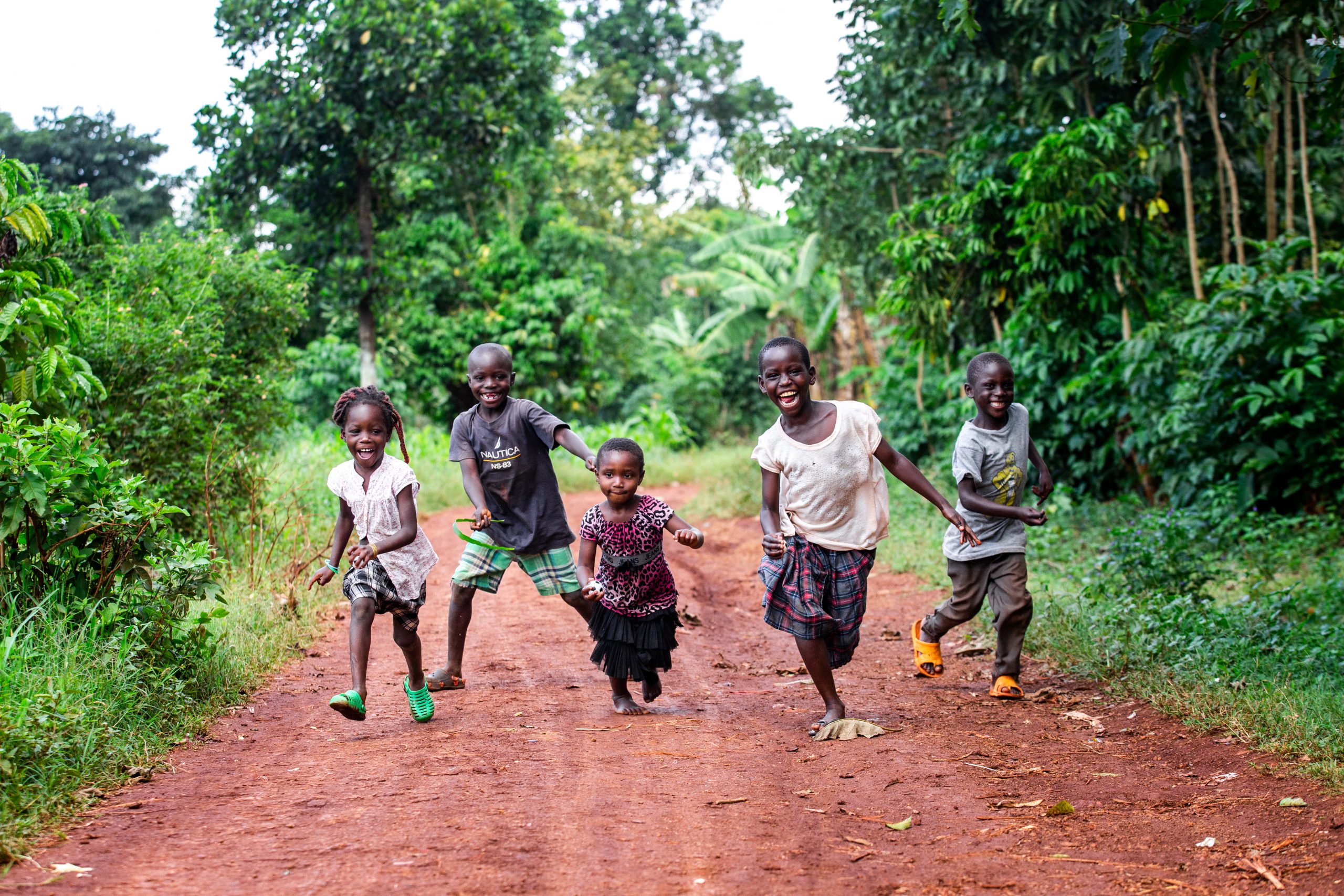 Jinja,,Uganda,-,Circa,November,2016:,A,Group,Of,African - Humanium